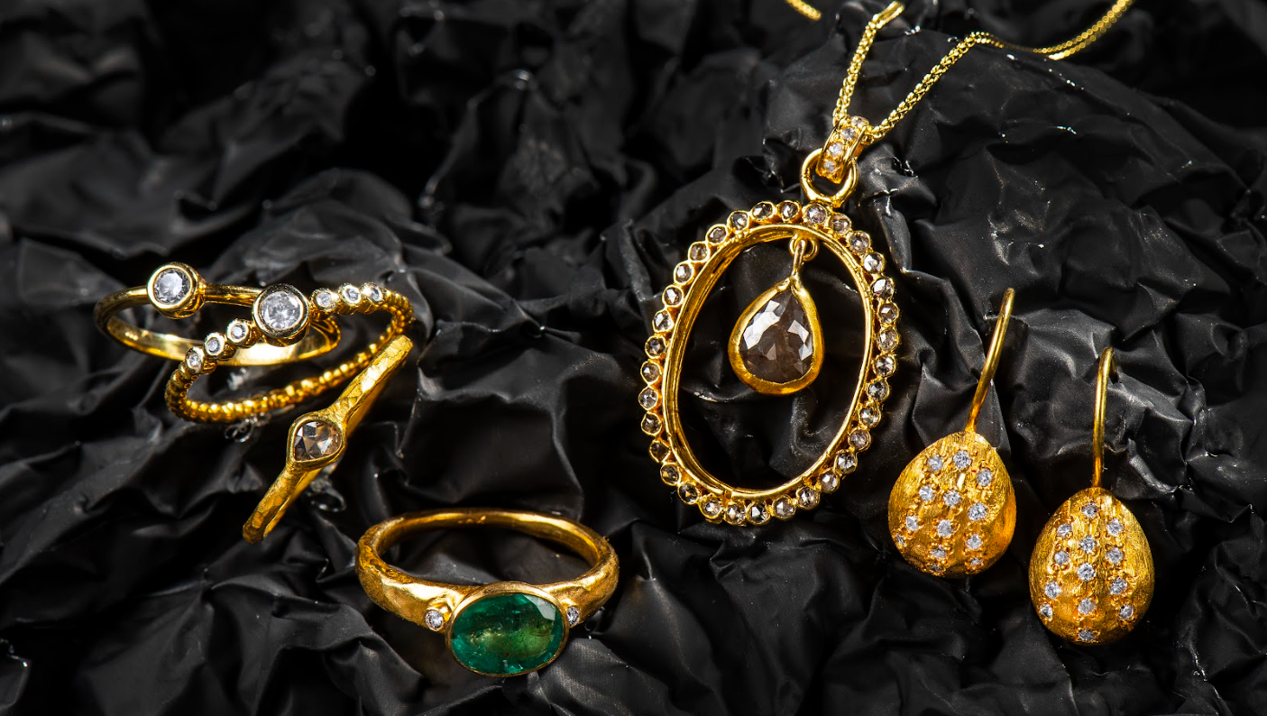 Diamond: The Dazzling Birthstone of April – Nava Zahavi